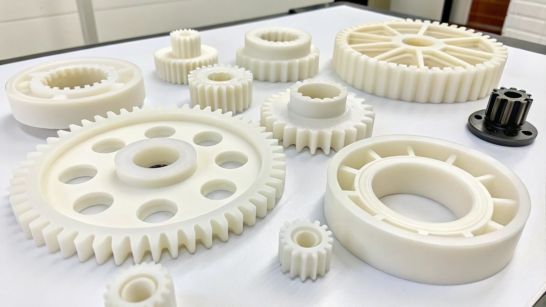 Heat Resistant Plastics: Types and Applications? - elueindustry